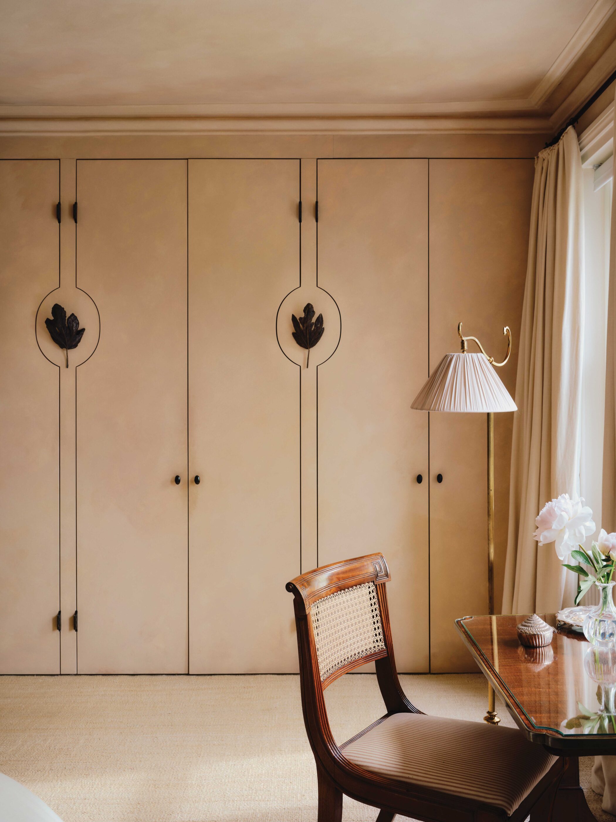 British Designer Jessica Summers Brings Imagination to Tradition ...